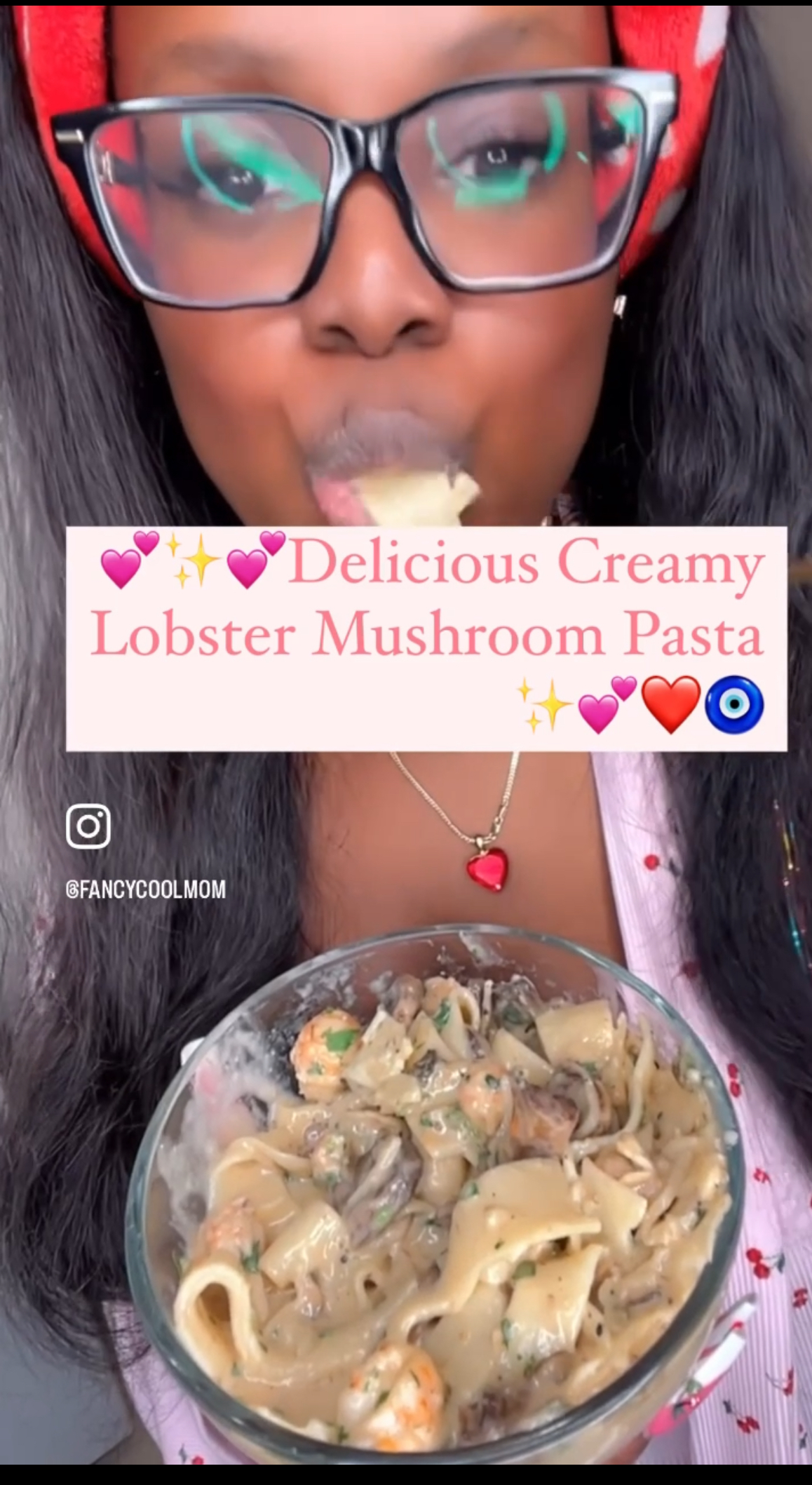 Creamy Lobster Mushroom Pasta | Fancy Mom Approved